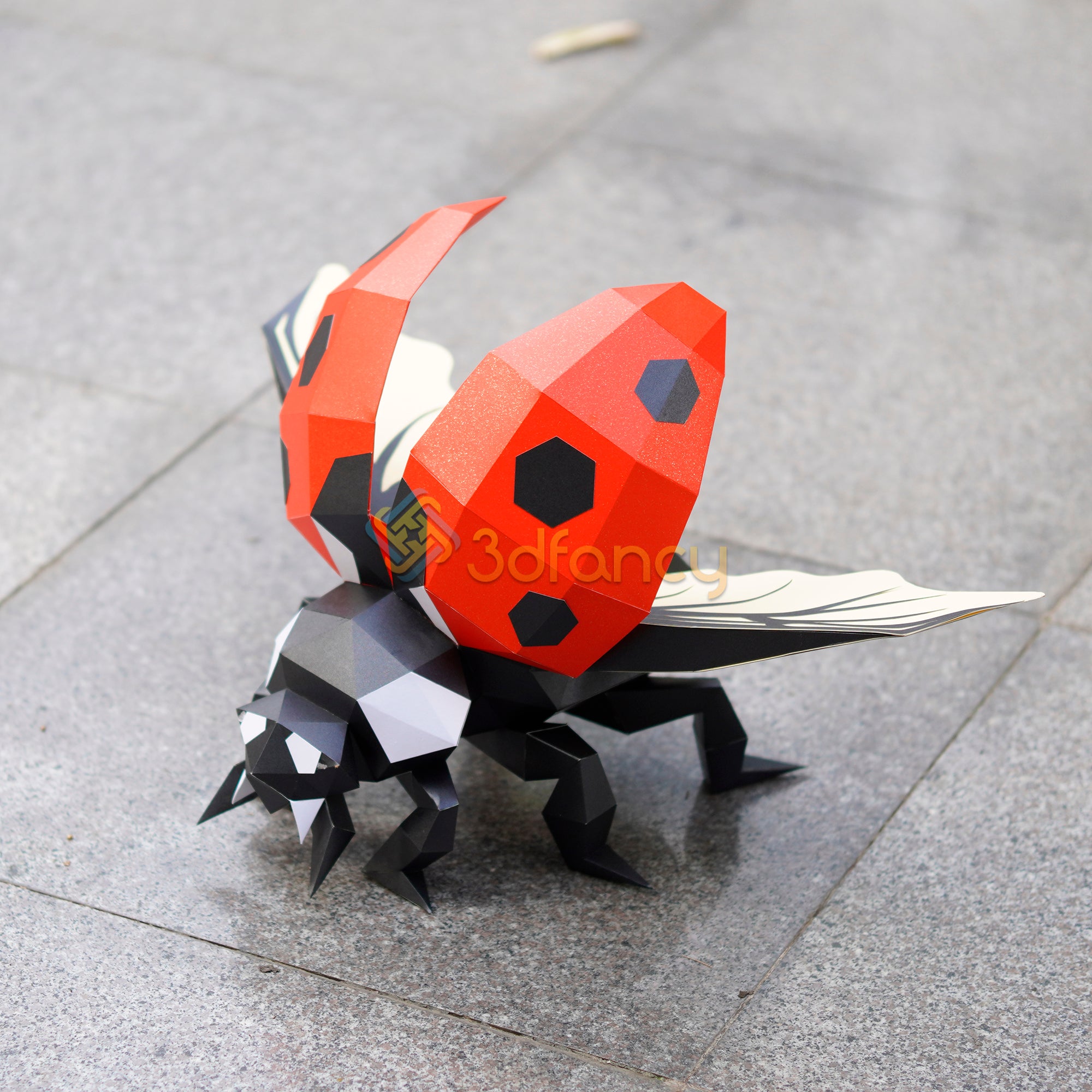 3D Flying Ladybug Papercraft SVG PDF Template – DIY Low Poly Insect Mo ...