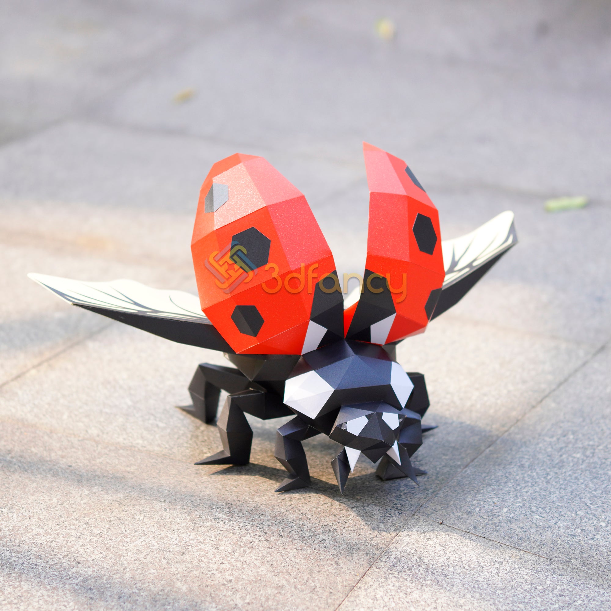 3D Flying Ladybug Papercraft SVG PDF Template – DIY Low Poly Insect Mo ...