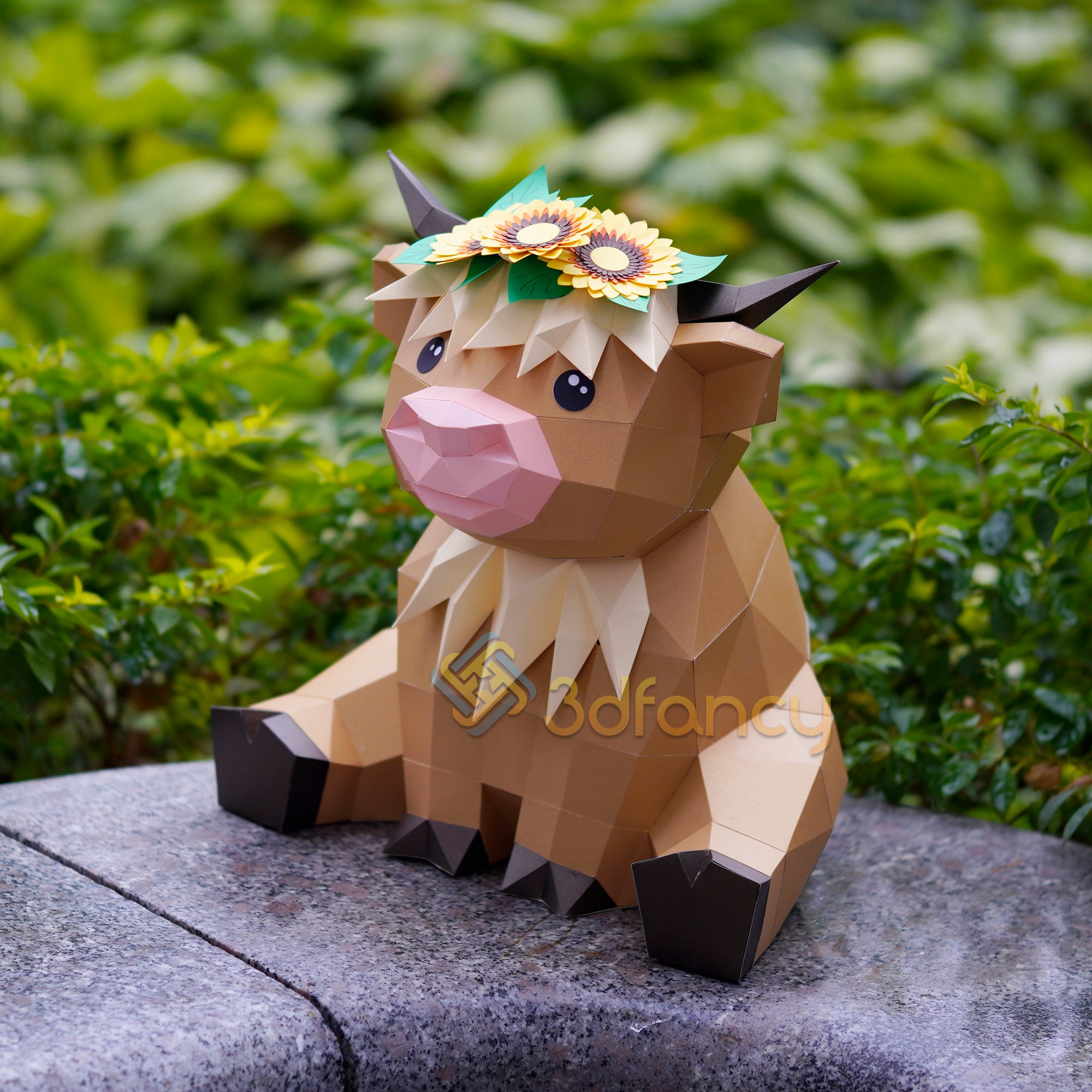 Papercraft Highland Cow Sitting PDF, SVG, Studio Template – 3dfancy
